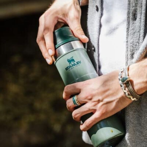 Never Spill Again: The Stanley CLASSIC TRIGGER-ACTION TRAVEL MUG Keeps ...