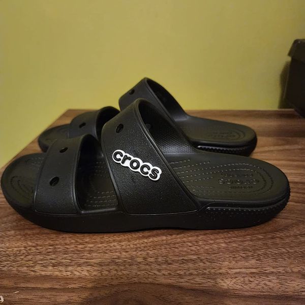 Slip Into Style: Reviewing 5 Croc Slides For Men!