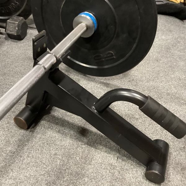 Lifting Heavy Just Got Easier: 5 Deadlift Jacks Reviewed and Rated!